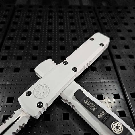 Microtech Ultratech 122 2std Star Wars Storm Trooper Double Edge