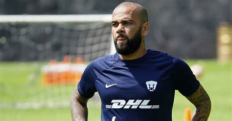 Dani Alves Contrata A Cristóbal Martell Abogado Que ‘salvó A Messi De