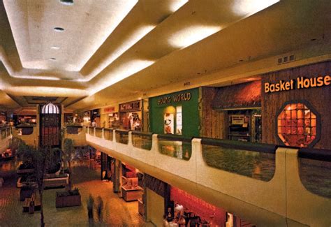 50 Old Mall Stores You Probably Havent Seen For Years At Least Not
