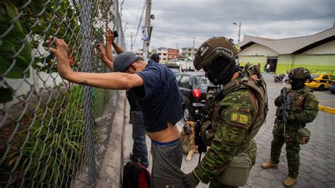 Ecuador Detienen A Más De 1500 Delincuentes Peligrosos El Nuevo Herald