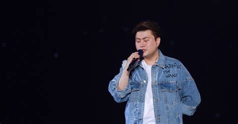 김호중 첫 단독투어 콘서트 종료 뜨거운 눈물까지