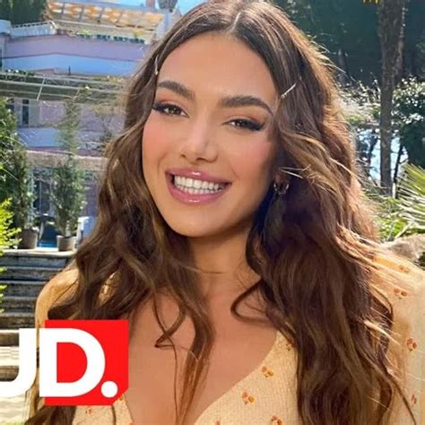 Elvana Gjata Flori Mumajesi