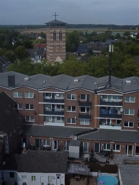 Männer an einem Tag OnlyFans Model will Sex Rekord brechen