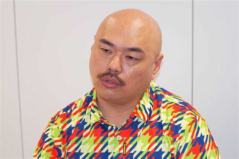 クロちゃん、20歳下彼女と交際1年 不満続々「ギャルやキャバ嬢からの誕生日lineが減る」 Encount