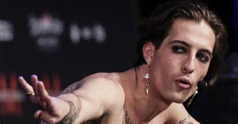 Damiano Dei Maneskin Rivela Chris Martin Ci Siamo Visti 2 Volte Mi