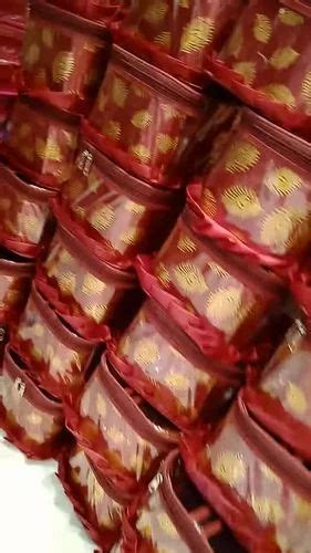 Makeup Box At Rs 135 Piece Indore Id 2851099524662