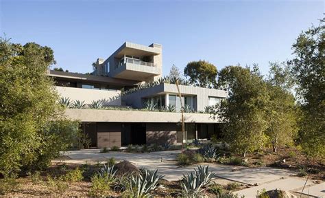 California Dreaming Summitridge Makes The Most Of Las Temperate