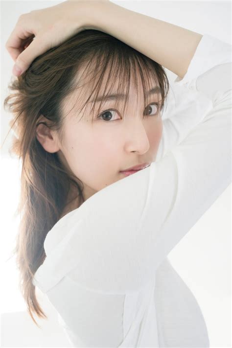 宮下かな子デジタル写真集が発売透き通る美肌披露 RBB TODAY