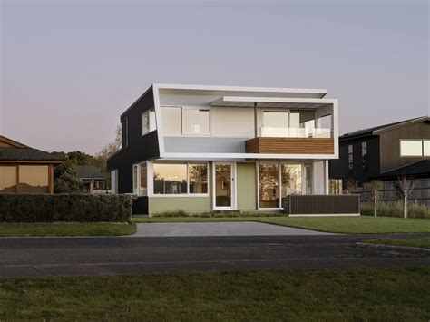 What Makes A Kiwi Bach The Simple Holiday Homes Reshaping Design Nz