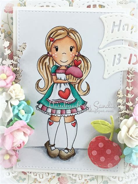 Paper Nest Dolls Ellie With Heart Cupcake