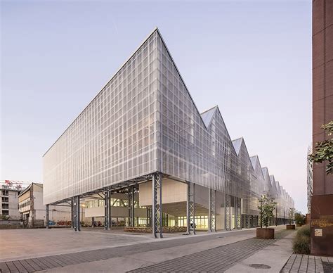 Industrial Lightness Application Of Polycarbonate 谷德设计网