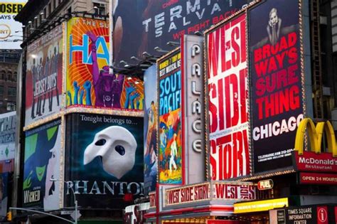 Nyc Broadway And Times Square Insider Tour With A Performer