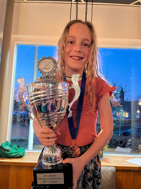 Lizzy Clubkampioen Van Zwem En Polovereniging Nuenen