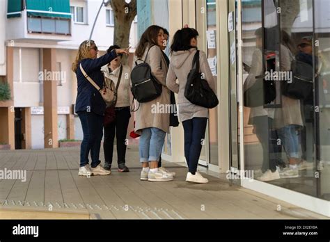 Public Libraries In Barcelona Call For A Strike The Day Before Sant Jordi To Raise Awareness Of