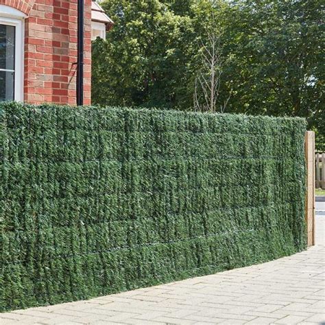 Grass Screen Green Wonderwall 300 X 100cm David Neill Mica