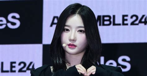 트리플에스 김유연 나 이대 나온 여자야 [se★포토]