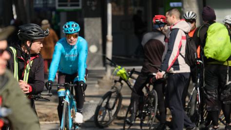 Marș Pe Biciclete Cicliștii Din Moldova Cer Acțiuni De La Autorități