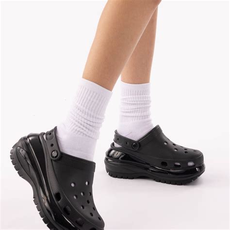 Crocs Classic Mega Crush Clog Black Journeys