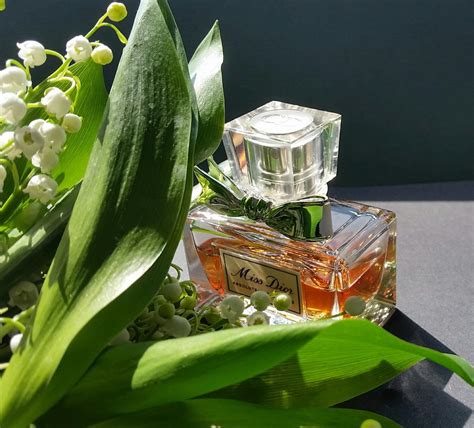 Miss Dior Absolutely Blooming Dior Parfum - ein es Parfum für Frauen 2016