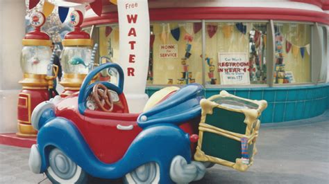 Disneyland Toontown Tokyo Japan Travel Guide Happy Jappy