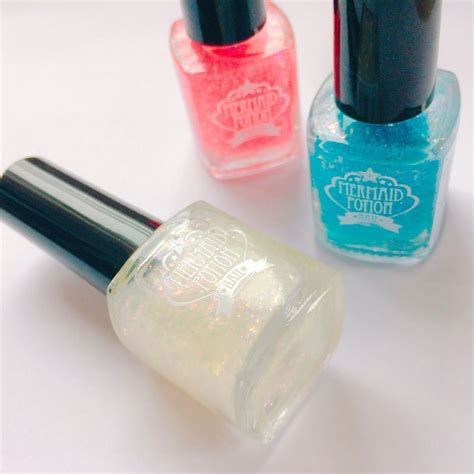 【100均ネイル】セルフ派必見！キャンドゥの新商品がすごい！ Arine アリネ