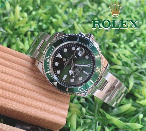 นาฬิกาข้อมือผู้ชายrolexรุ่นsubmarinerพร้อมกล่อง ระบบquartz สายเลส สวย