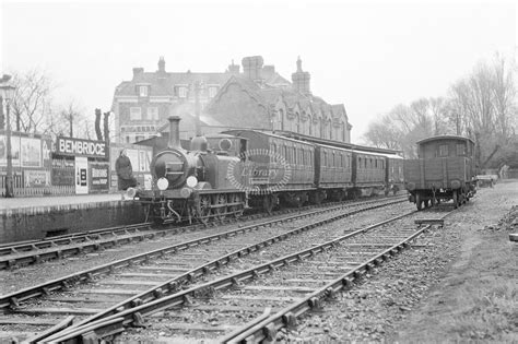 The Transport Library Sr Bembridge Station General View With A1x