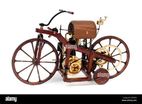 Franklin Mint Precision Model Of The 1885 Daimler Reitwagen The