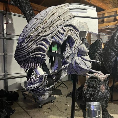 Empress Alien Queen Xenomorph — Stan Winston School Of Character Arts