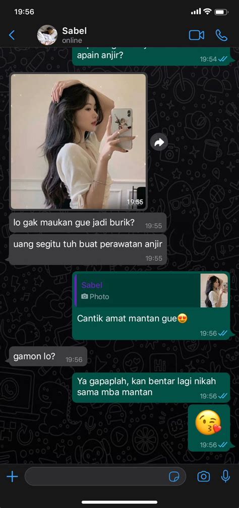 𝐑 on Twitter 4