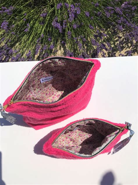 Grande Pochette Isloise En éponge Rose Pompon Liberty Mistral Vert