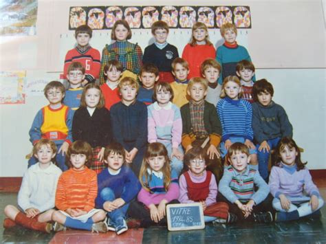 Photo De Classe Ce1 19841985 De 1985 Ecole Jeanne Darc Copains Davant