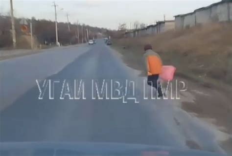 Un Copil De 9 Ani Lovit De O Masina Dupa Ce A Iesit Brusc In Fata