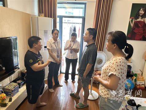 武汉八古墩社区汇聚共治共享“邻聚力”，切实解决居民烦心事 荆楚网 湖北日报网