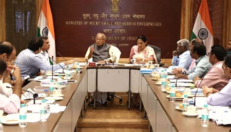 कॉयर बोर्ड की समीक्षा में बोले मांझी दक्षिण भारत के ग्रामीण क्षेत्र