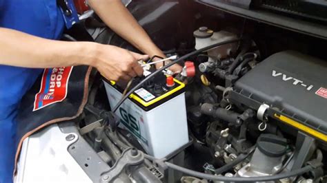 Tips Merawat Aki Mobil Biar Awet Dan Tak Mudah Soak