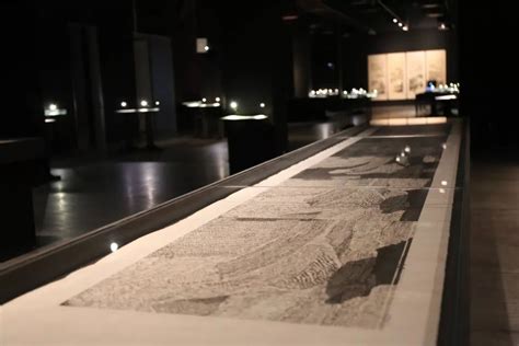 徐冰作品《五个复数系列》：将 过程”作为 观念”展现的形式，堪称版画艺术的创举