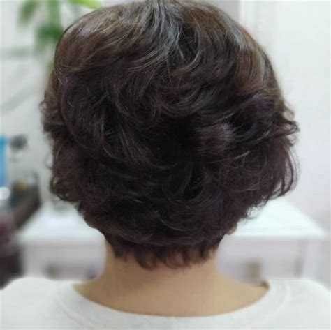 Corte de cabelo curto Tendência feminina Cortes de Cabelo