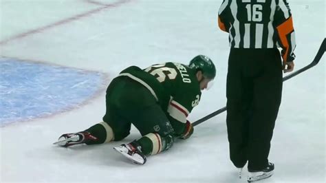 Koszmarna kontuzja w NHL Pęknięte jądro i zmasakrowany ochraniacz