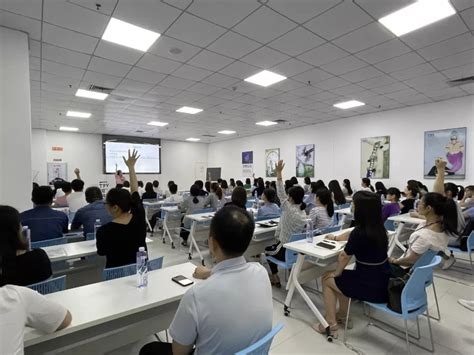 我院教师受邀开展直面压力从心开始心理健康讲座 福建技术师范学院教育学院