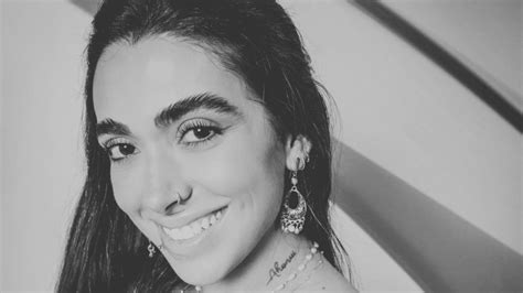 Ex Bbb Vanessa Lopes Chora E Desabafa Sobre Acne Não Aguento Mais