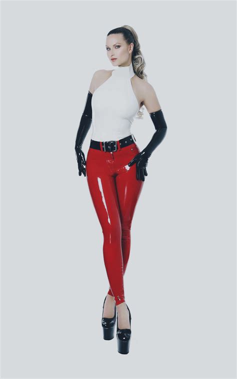 Kobikiyama Westward Bound Model Sister Sinister