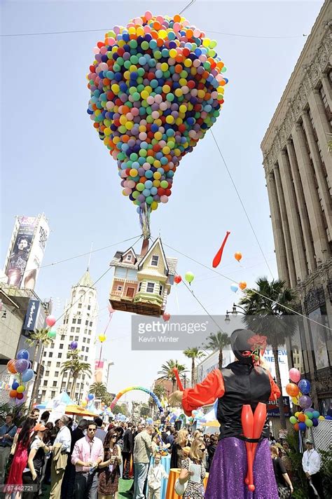 A General View Outside The El Capitan Theater At The Premiere Of Disney Pixar S Up On May