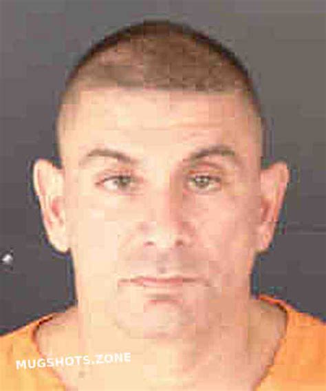 DIAZ DANIEL 11 04 2022 Sarasota County Mugshots Zone
