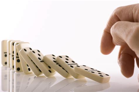 Hiệu ứng Domino Và Cách đơn Giản để Xây Dựng Những Thói Quen Tốt