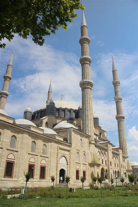Seyahatname TÜrkİye Selİmİye Camİsİ Mİ Çamlica Camİsİ Mİ Akİf