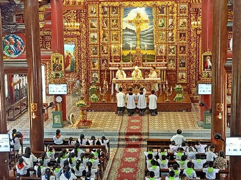 Đẹp Thay Bước Chân Người đi Loan Báo Tin Mừng Giáo Xứ Hòa Lạc Giáo