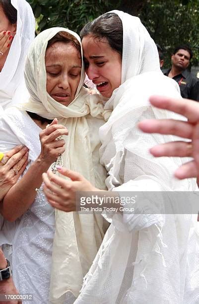 136 Jiah Khan Suicide Photos And High Res Pictures Getty Images