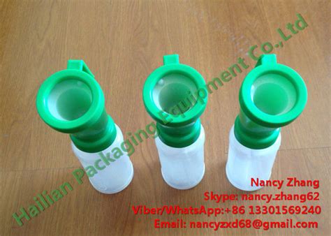 Molded In Hook Type Teat Cup Milking Machine Spare Parts Non Return
