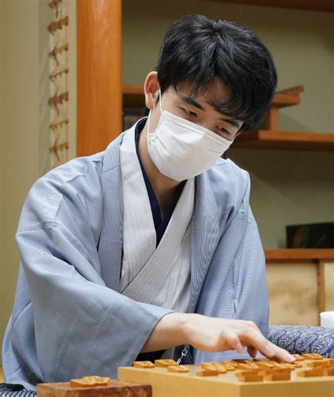 【速報】王位戦第4局、藤井王位が勝ち3連覇に王手｜【西日本新聞me】